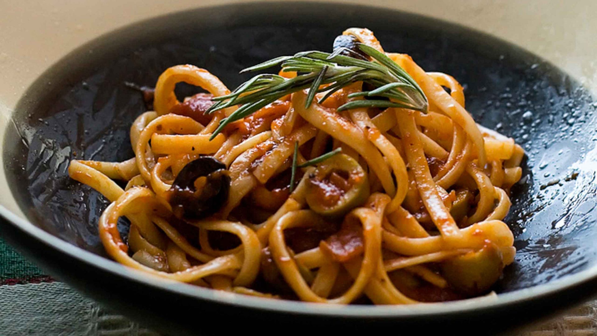 How To Make Pasta Puttanesca – Italian Recipes