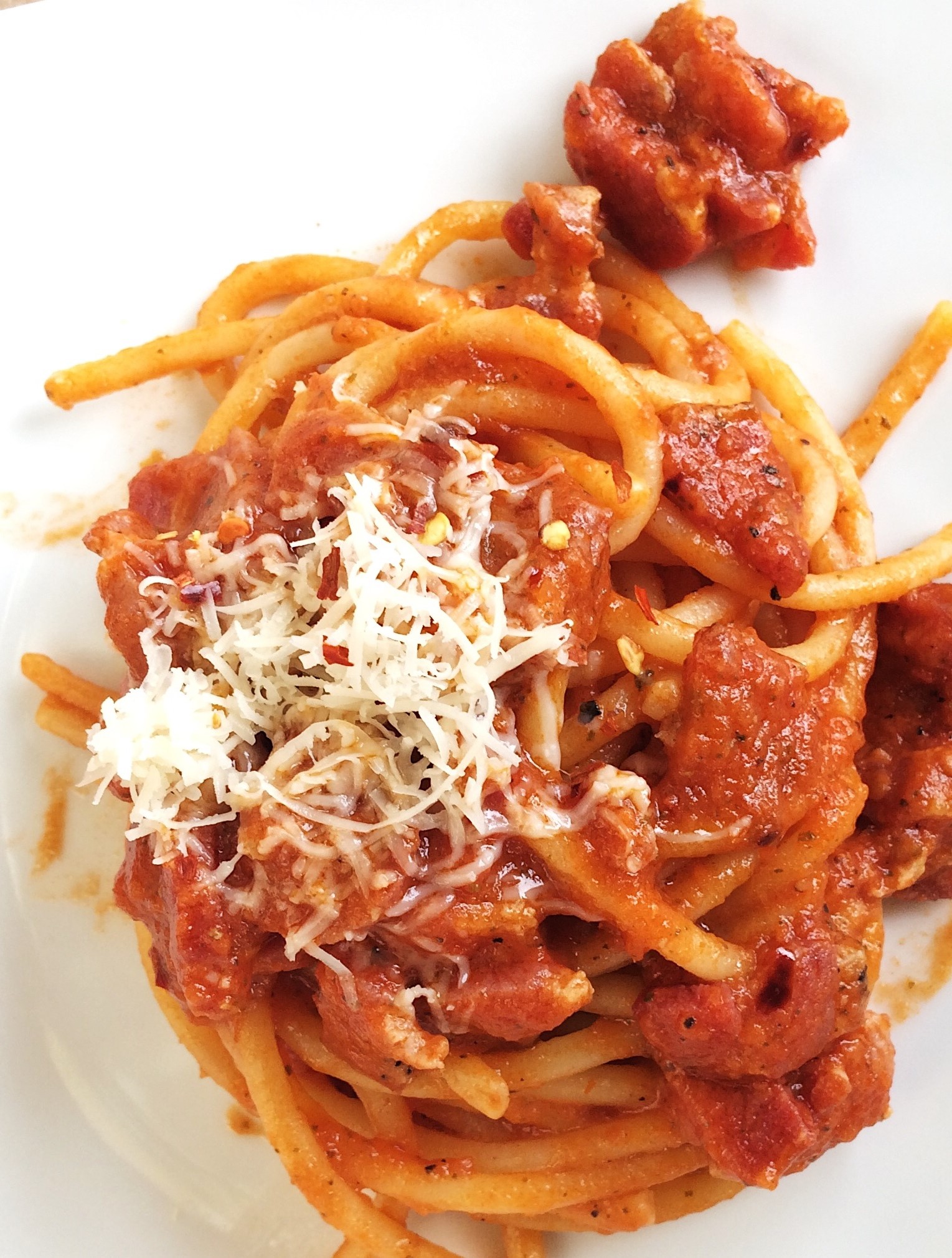 Simple Bucatini All’Amatriciana Recipe – Zupan’s Markets